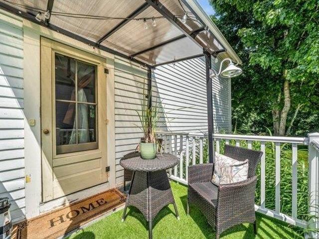 house with 4 bedroom, Southbridge MA ES104849500