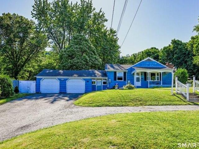house with 4 bedroom, Southington CT DS104192260