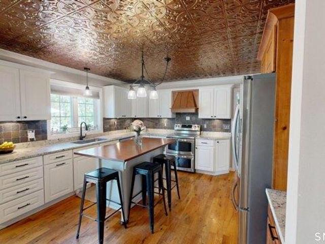 house with 4 bedroom, Southington CT ES103161853
