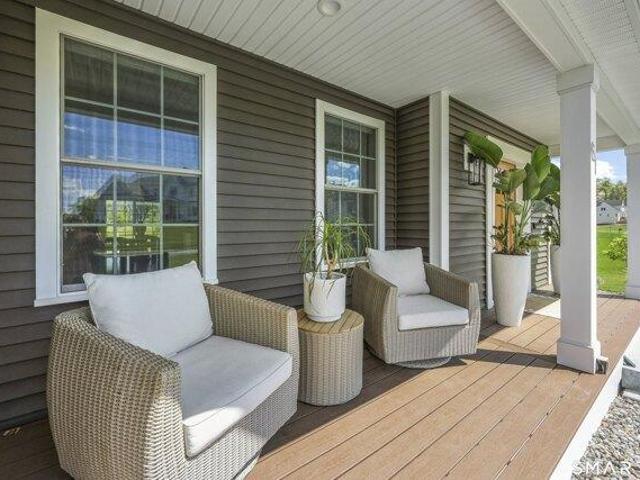 house with 4 bedroom, Southington CT ES103100365