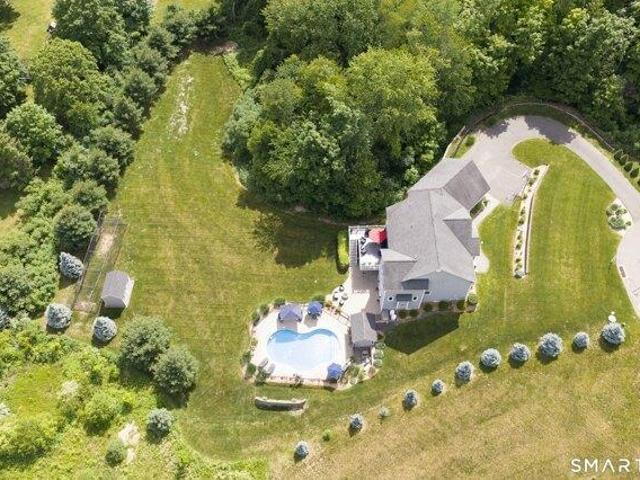 house with 4 bedroom, Southington CT ES103623351