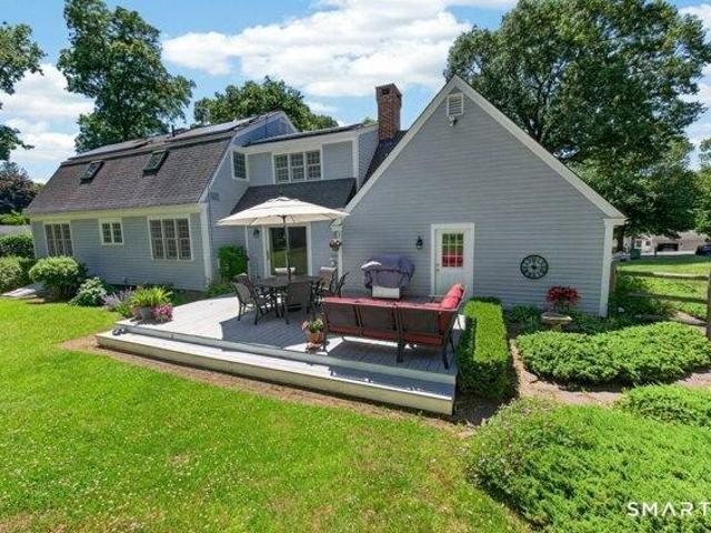 house with 4 bedroom, Southington CT ES104333190