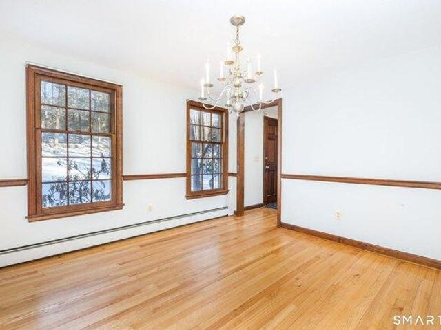 house with 4 bedroom, Southington CT ES105156920