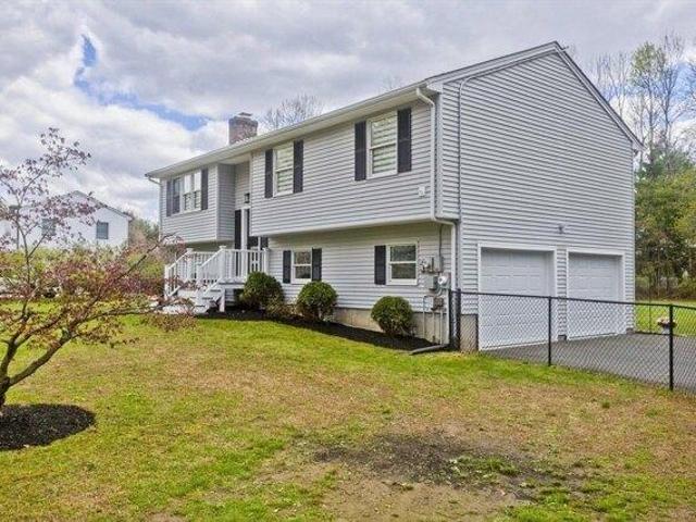 house with 4 bedroom, Southwick MA DLS102860670