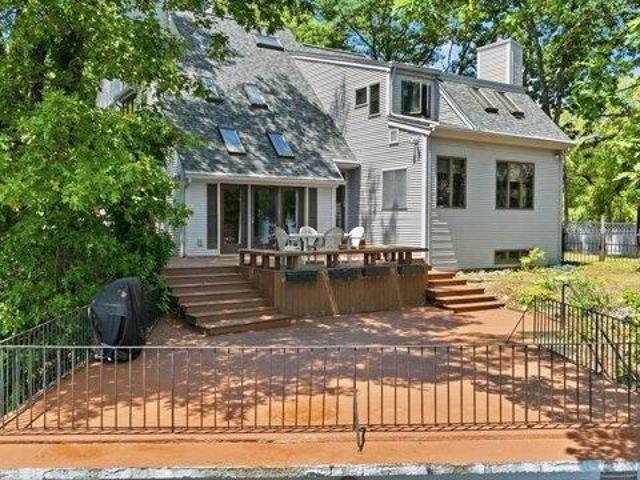 house with 4 bedroom, Southwick MA DS104153791