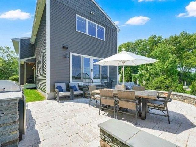 house with 4 bedroom, Southwick MA ES103443716