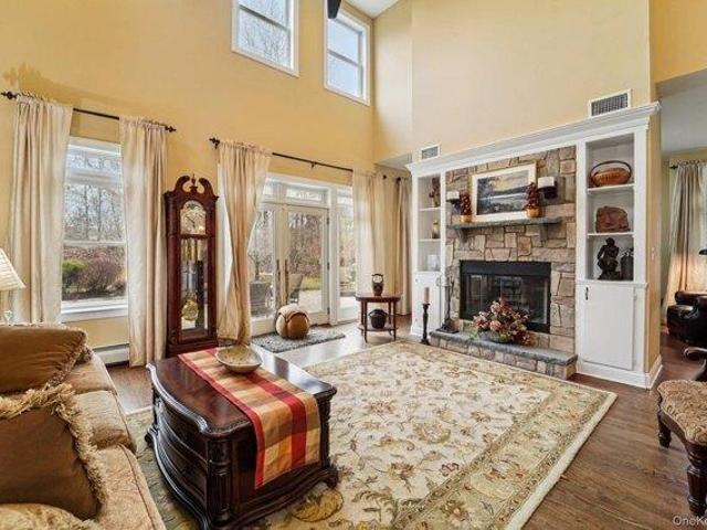 house with 4 bedroom, Sloatsburg NY ES105191118