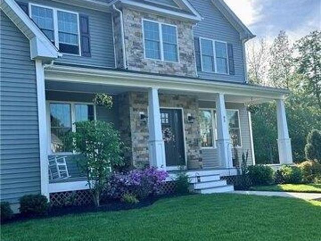 house with 4 bedroom, Smithfield RI DLS102371976