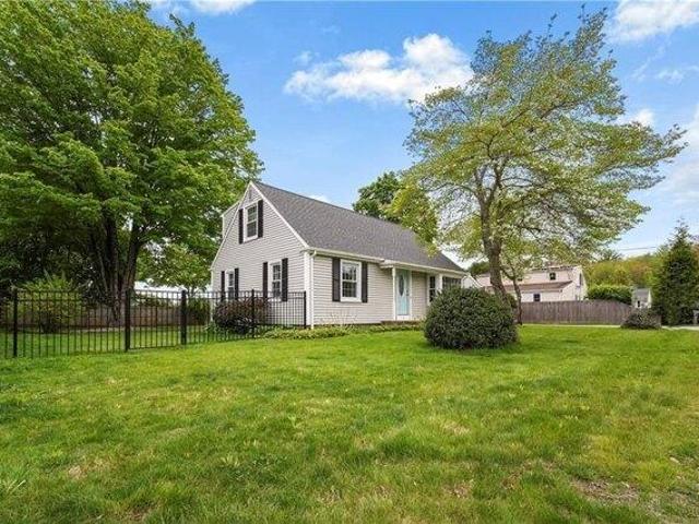 house with 4 bedroom, Smithfield RI DS103035227