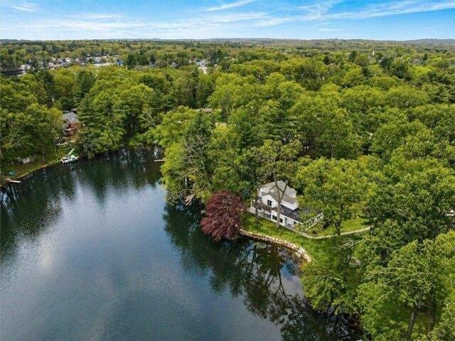 house with 4 bedroom, Smithfield RI ES103498804