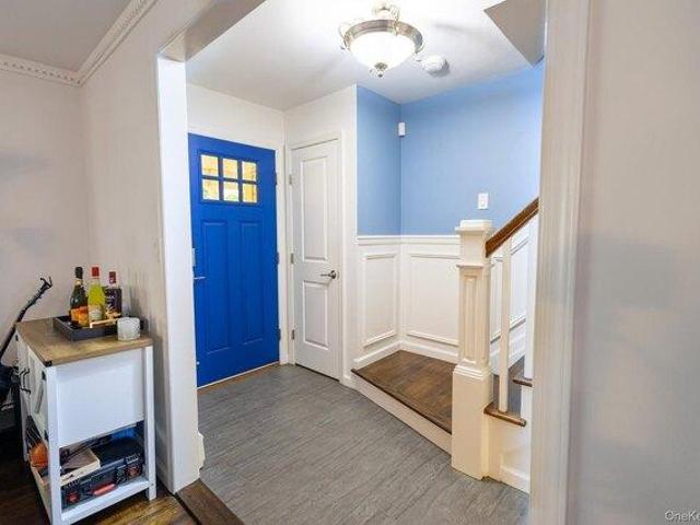 house with 4 bedroom, Smithtown NY ES105291113