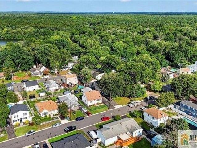 house with 4 bedroom, Spotswood NJ ES105190181