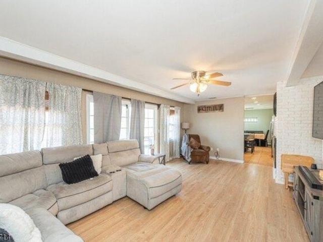 house with 4 bedroom, Sparta NJ DS102213510