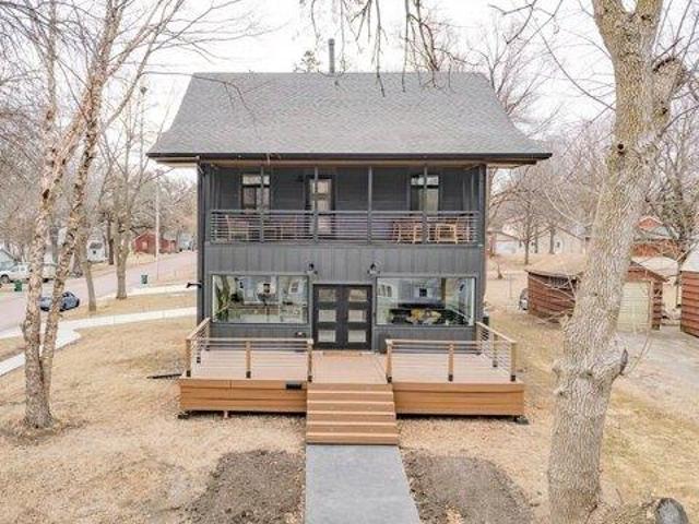 house with 4 bedroom, Spirit Lake IA DS88767505