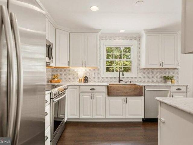 house with 4 bedroom, Springfield VA DS103624474