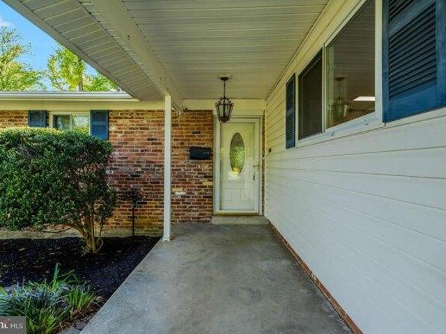 house with 4 bedroom, Springfield VA ES104903192
