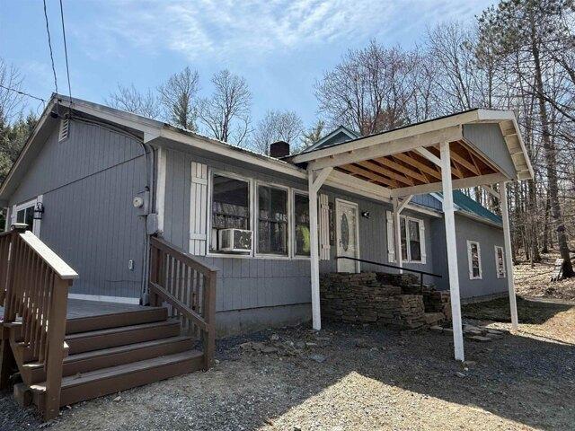 house with 4 bedroom, Springfield VT DS102586714