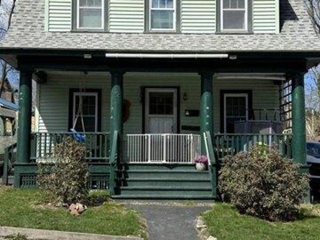 house with 4 bedroom, Springfield VT DS103073580