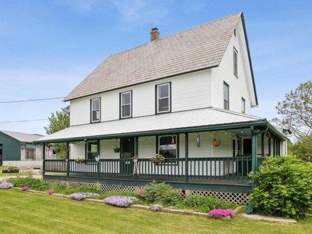 house with 4 bedroom, Springfield VT DS104377144