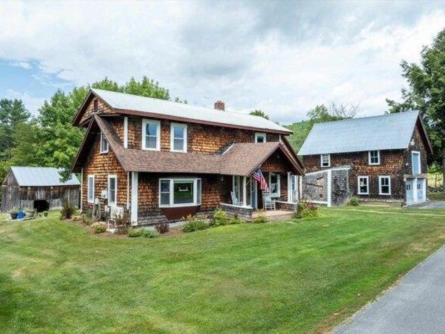 house with 4 bedroom, Springfield VT ES104788469