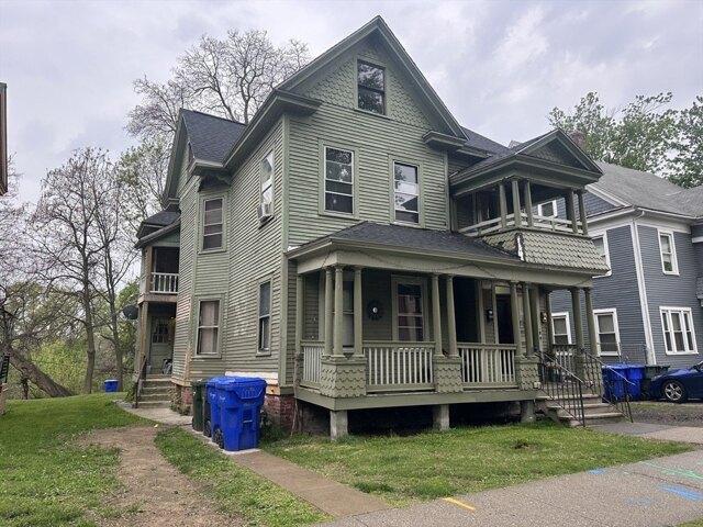 house with 4 bedroom, Springfield MA DLS102089154