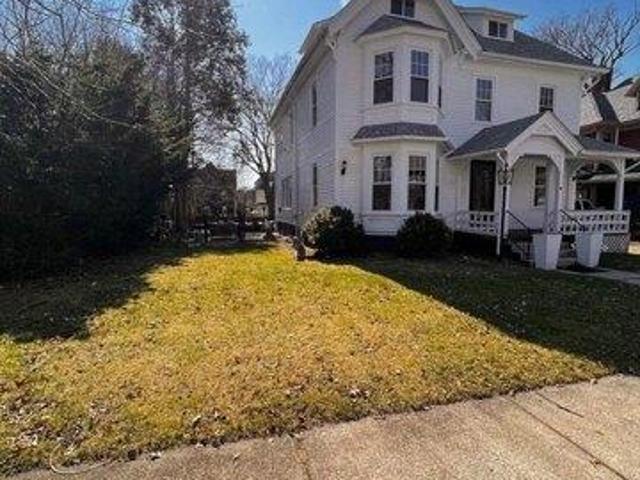 house with 4 bedroom, Springfield MA DLS102157243