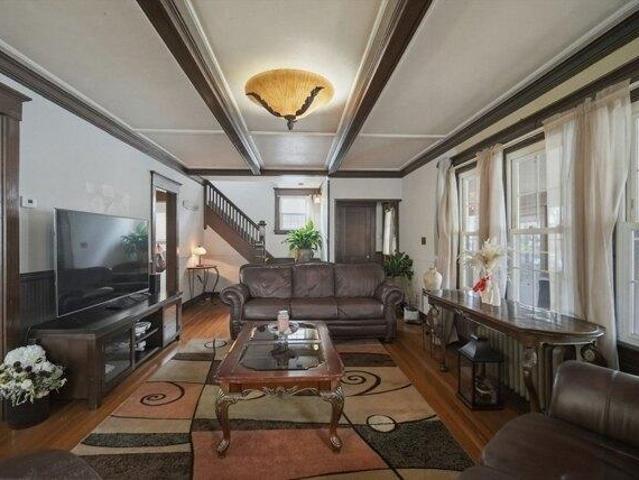 house with 4 bedroom, Springfield MA DS102060824