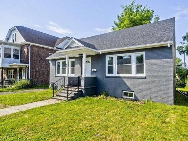 house with 4 bedroom, Springfield MA DS102564257