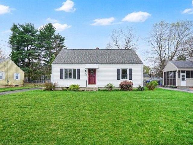 house with 4 bedroom, Springfield MA DS102594649