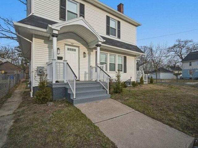 house with 4 bedroom, Springfield MA DS102634697