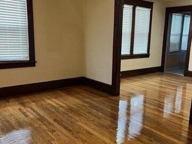 house with 4 bedroom, Springfield MA DS102825087