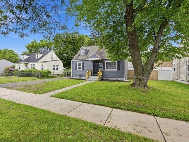 house with 4 bedroom, Springfield MA DS103124928