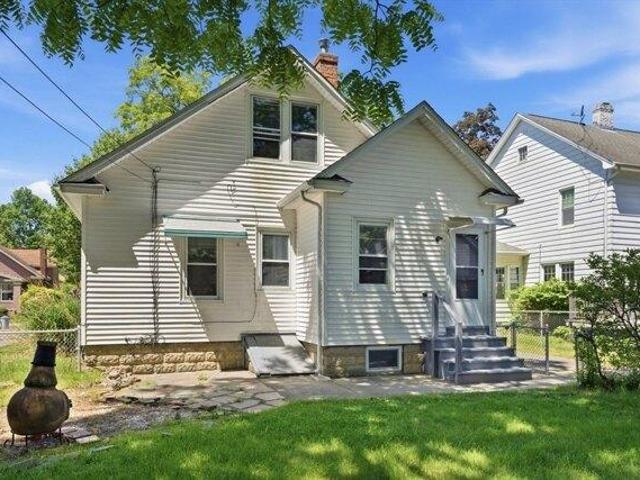 house with 4 bedroom, Springfield MA DS103432189