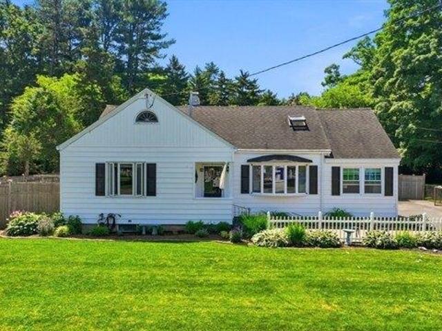 house with 4 bedroom, Springfield MA DS103438893