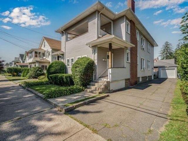 house with 4 bedroom, Springfield MA ES102923083