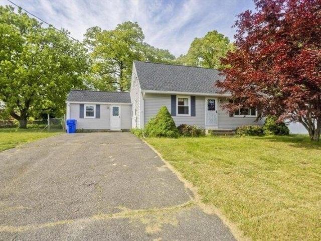house with 4 bedroom, Springfield MA ES103186633