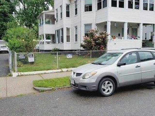 house with 4 bedroom, Springfield MA ES104149982