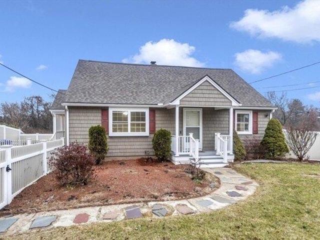 house with 4 bedroom, Springfield MA ES104790360