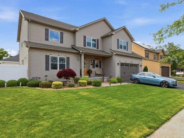 house with 4 bedroom, Springfield MA ES104848404