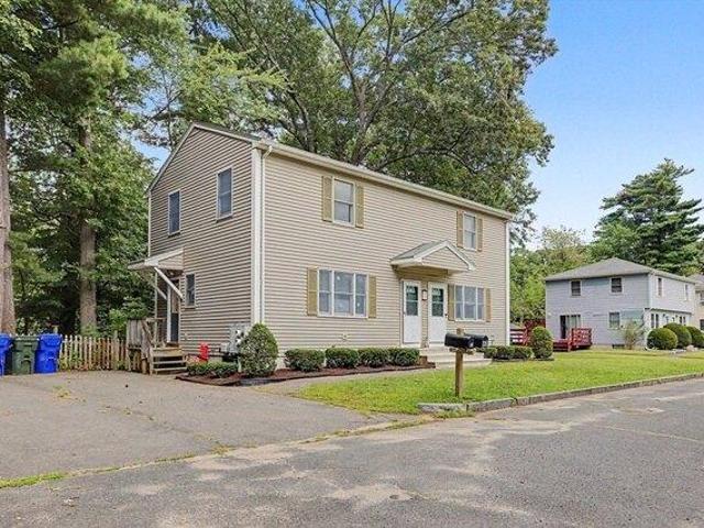 house with 4 bedroom, Springfield MA ES104994830