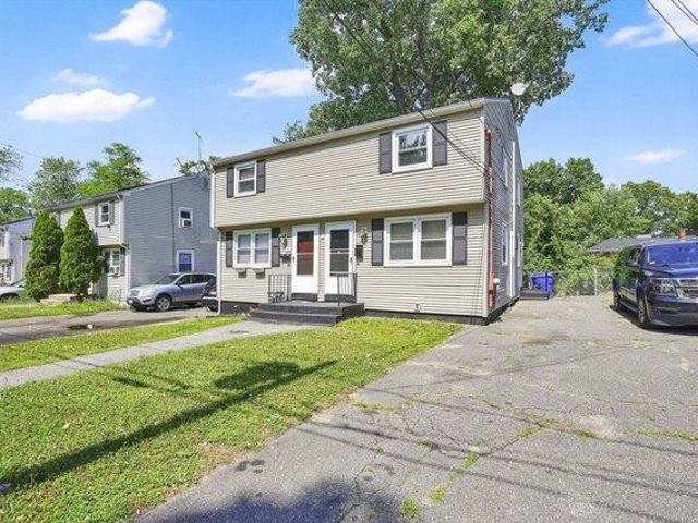 house with 4 bedroom, Springfield MA ES105041807
