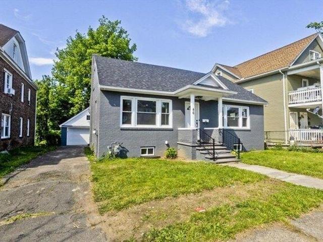 house with 4 bedroom, Springfield MA ES105061456
