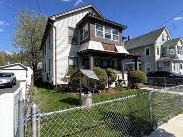 house with 4 bedroom, Springfield MA ES105094360
