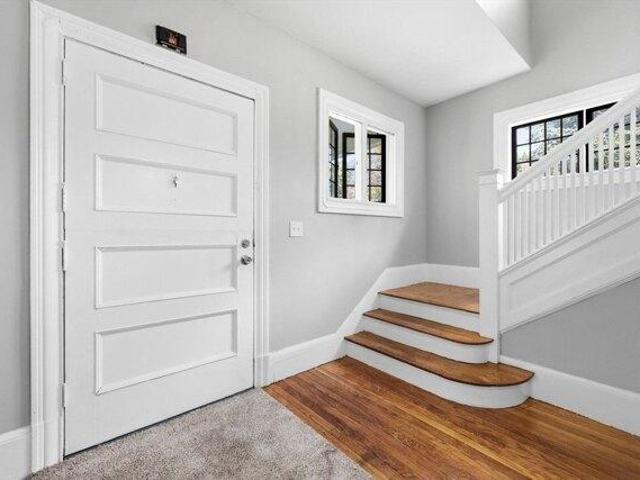 house with 4 bedroom, Springfield MA ES105202967