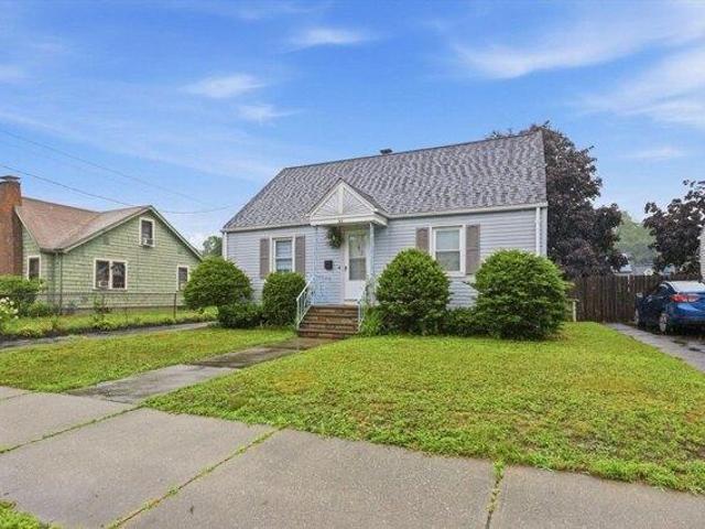 house with 4 bedroom, Springfield MA ES105230844