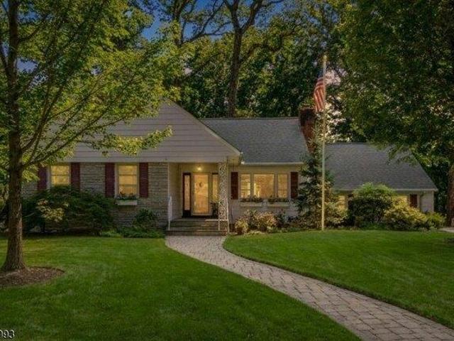 house with 4 bedroom, Springfield NJ DLS101602977