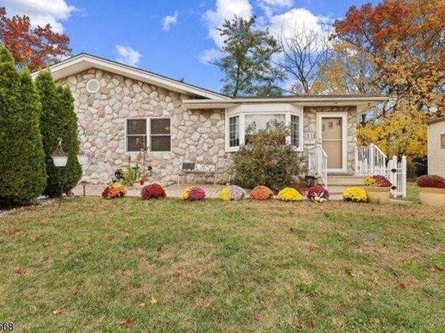 house with 4 bedroom, Springfield NJ DLS102827926