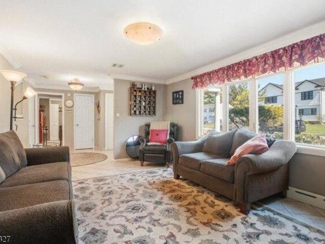 house with 4 bedroom, Springfield NJ DS102563295