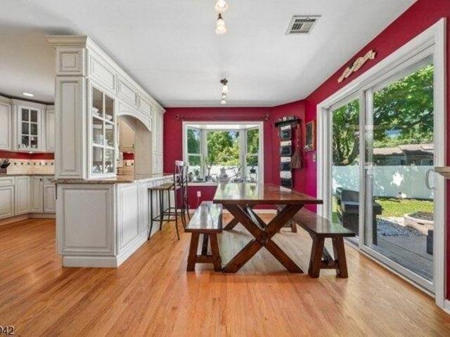 house with 4 bedroom, Springfield NJ ES103160326