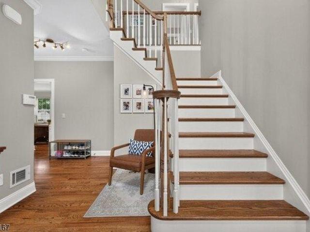 house with 4 bedroom, Springfield NJ ES104607349